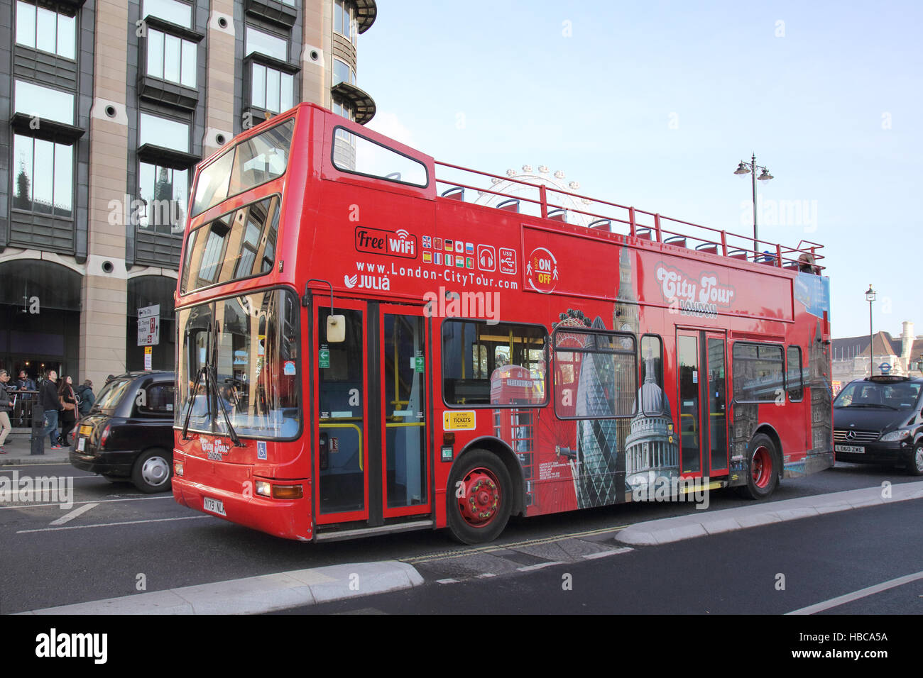 London sightseeing touren -Fotos und -Bildmaterial in hoher Auflösung ...