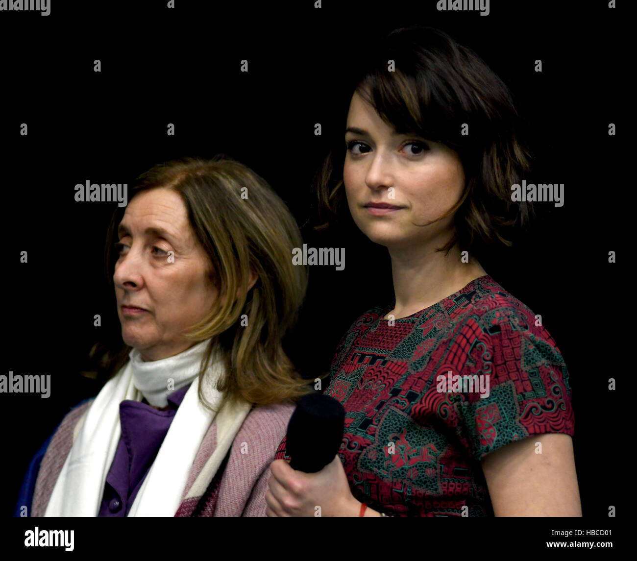 Milana vayntrub -Fotos und -Bildmaterial in hoher Auflösung – Alamy