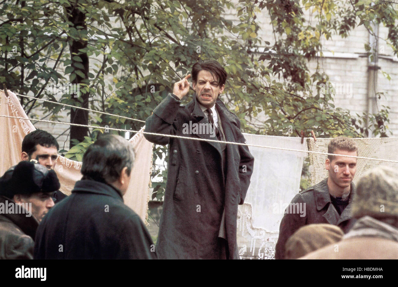 MAX, Noah Taylor als Adolf Hitler (Mitte), 2002, © Lions Gate/Courtesy ...