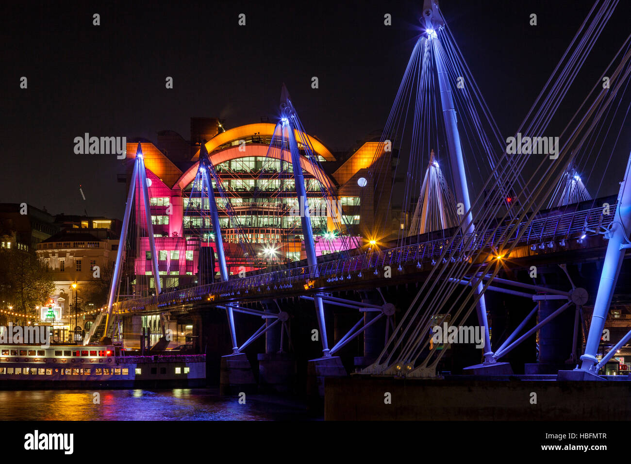 London golden jubilee bridge -Fotos und -Bildmaterial in hoher ...