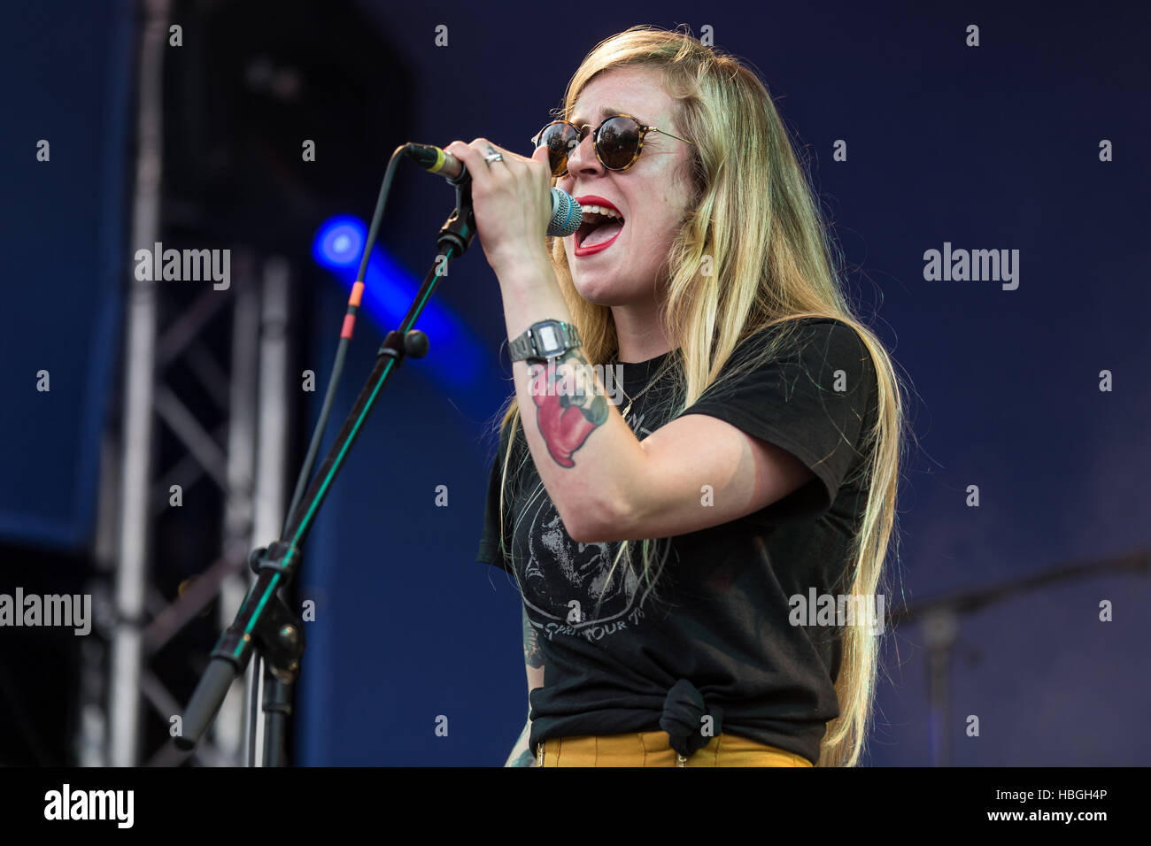 Milo milone sangerin Stockfotos und -bilder Kaufen - Alamy