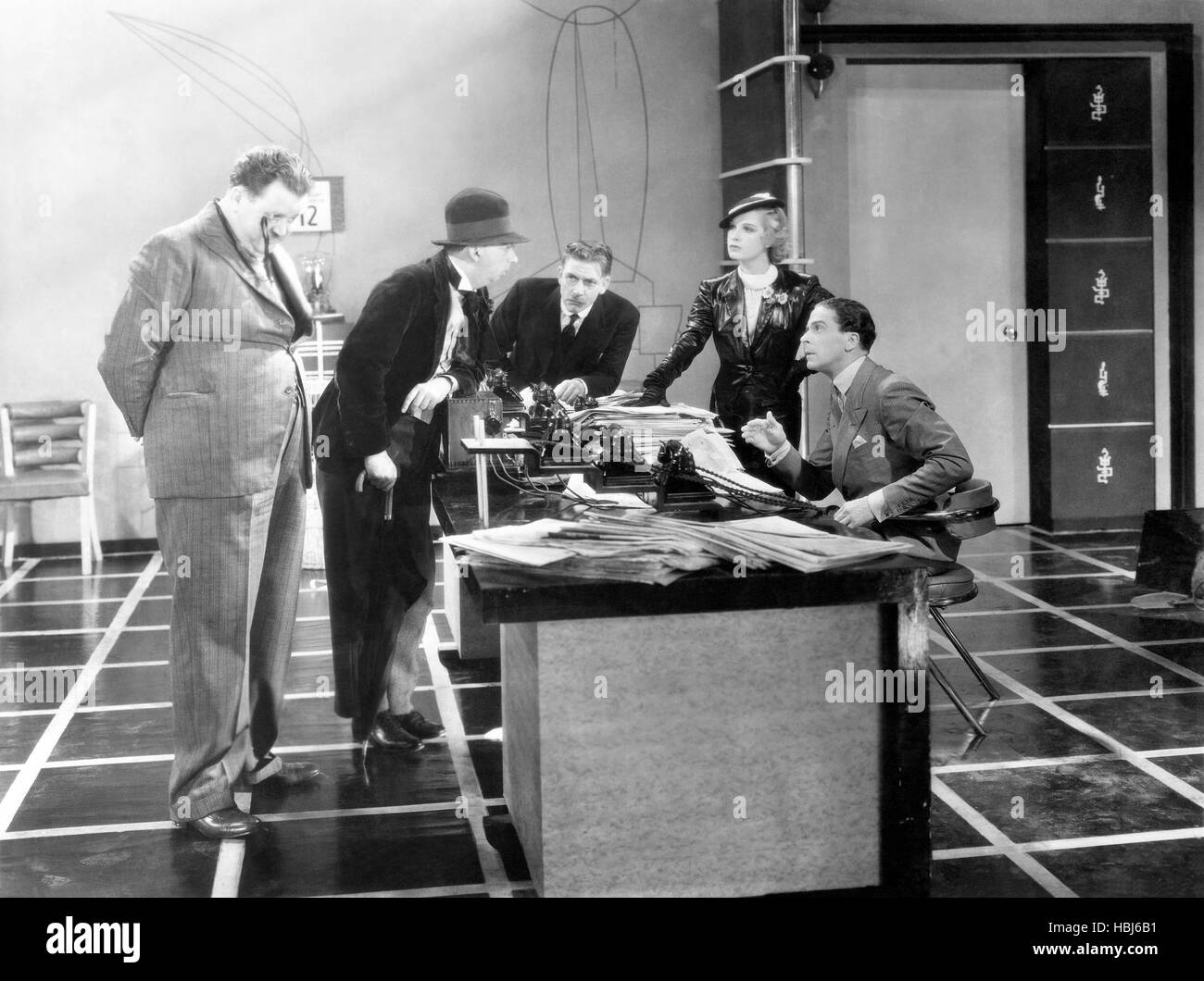 Fred Emney Stockfotos und -bilder Kaufen - Alamy