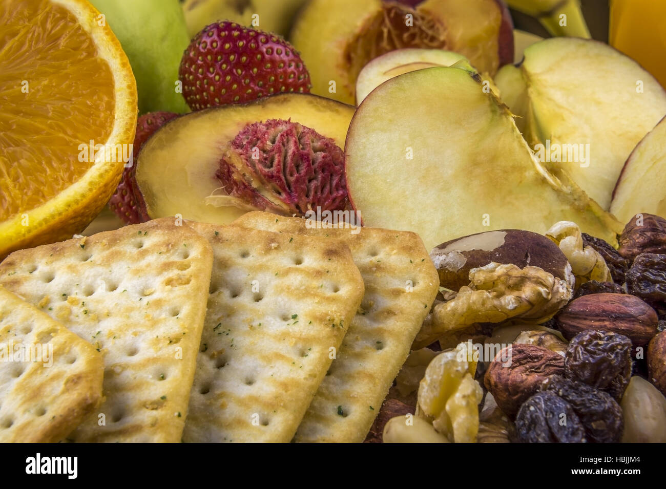 Nahrhafte snacks -Fotos und -Bildmaterial in hoher Auflösung – Alamy