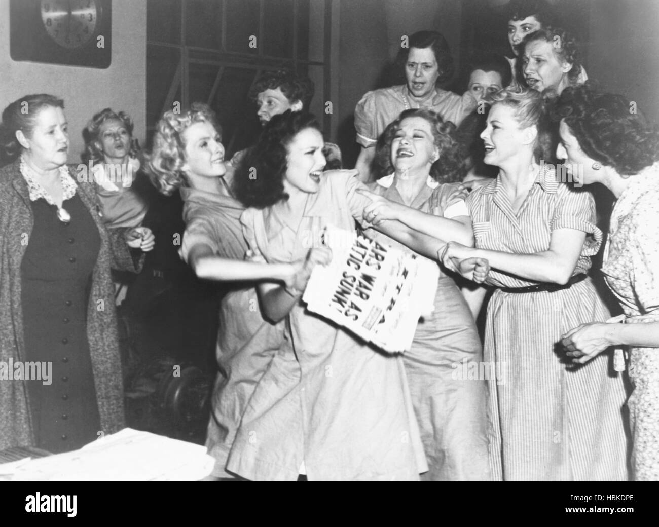 Stadt ohne Männer, von links: Sara Allgood, Dprs Dudley, Linda Darnell ...