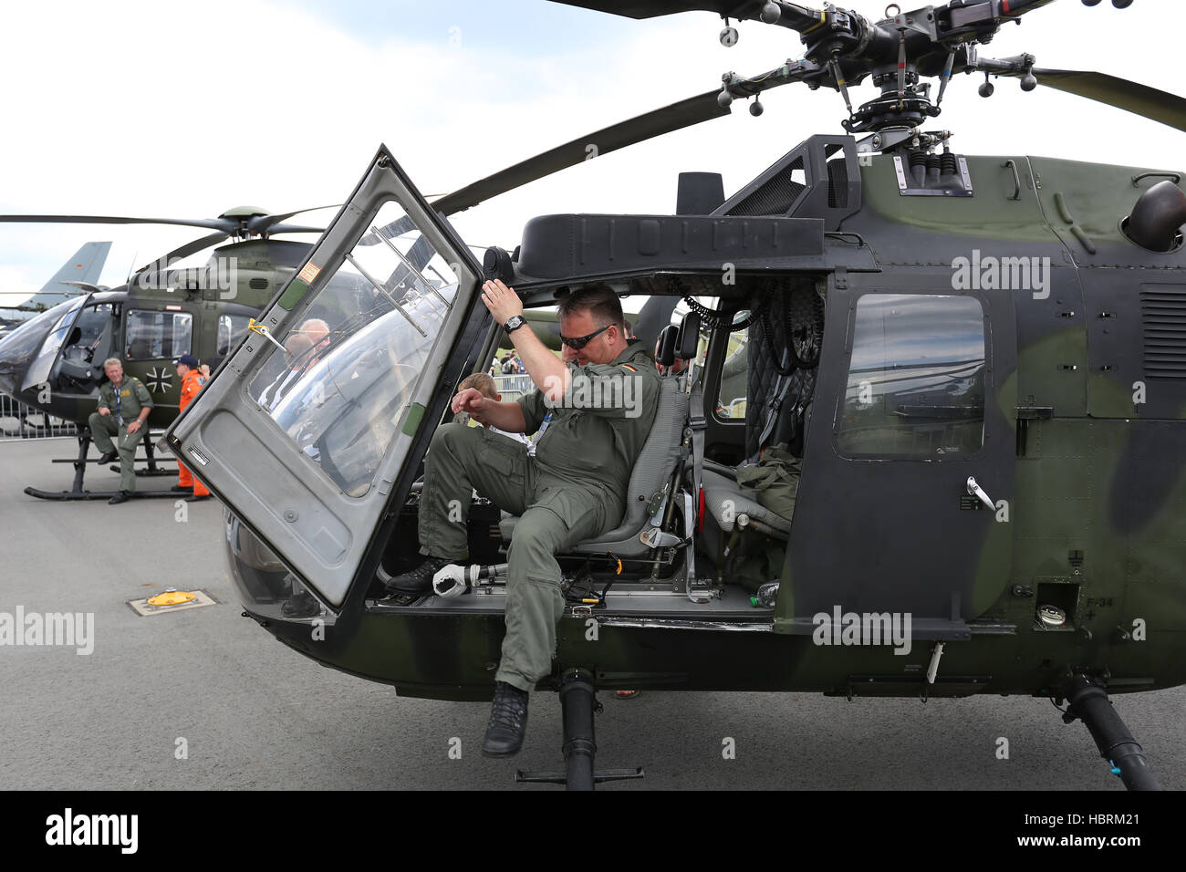 Berlin, Deutschland, 2. Juni 2016: Bundeswehr vorhanden Hubschrauber BO ...