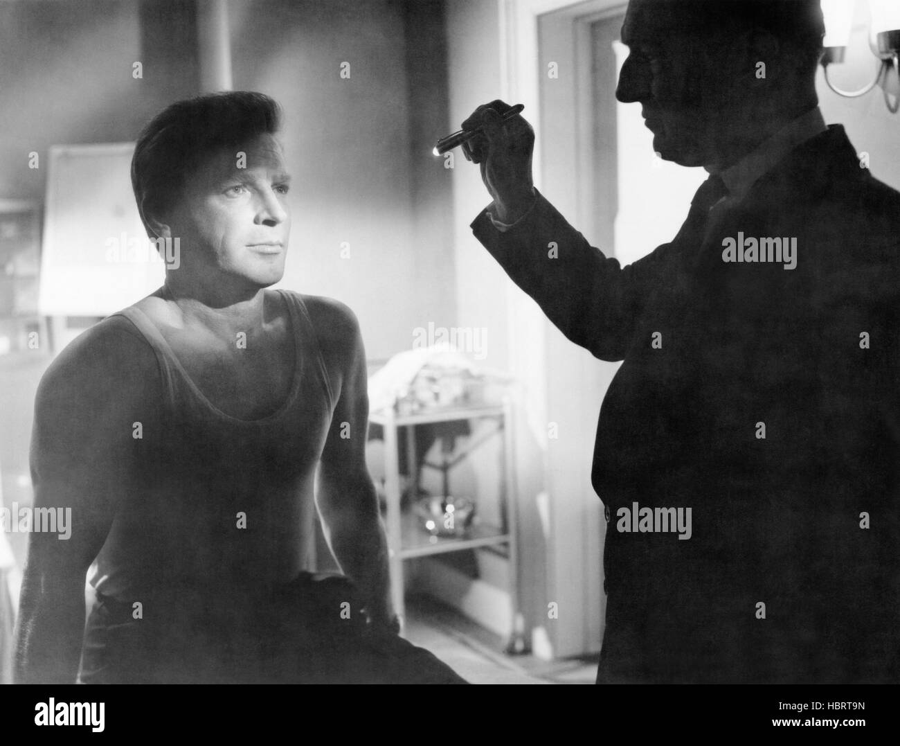 DER intime fremde (aka FINGER der Schuld), von links: Richard Basehart ...