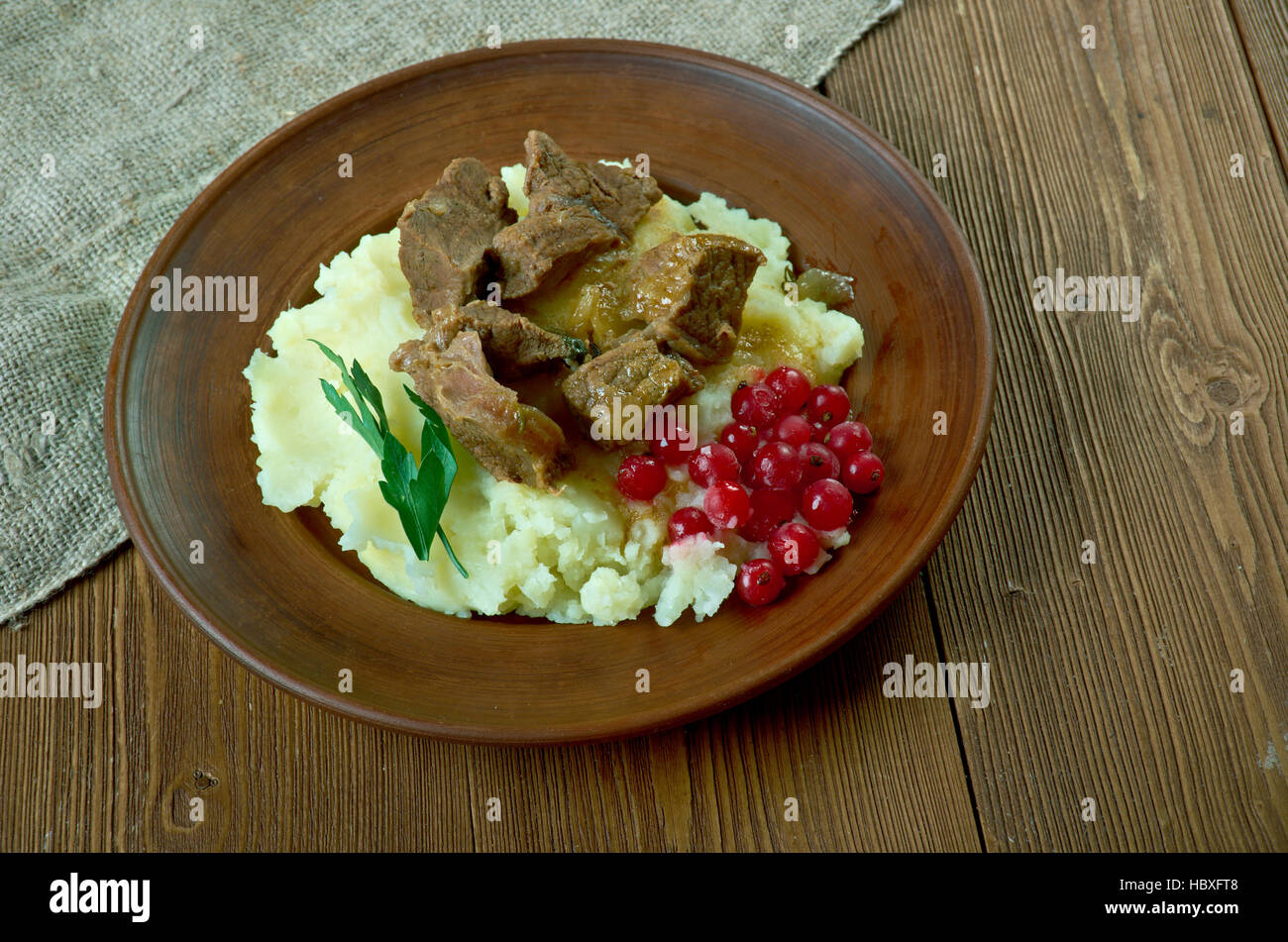 Sautierte Rentier Rehsteak serviert mit Kartoffelpüree und ...