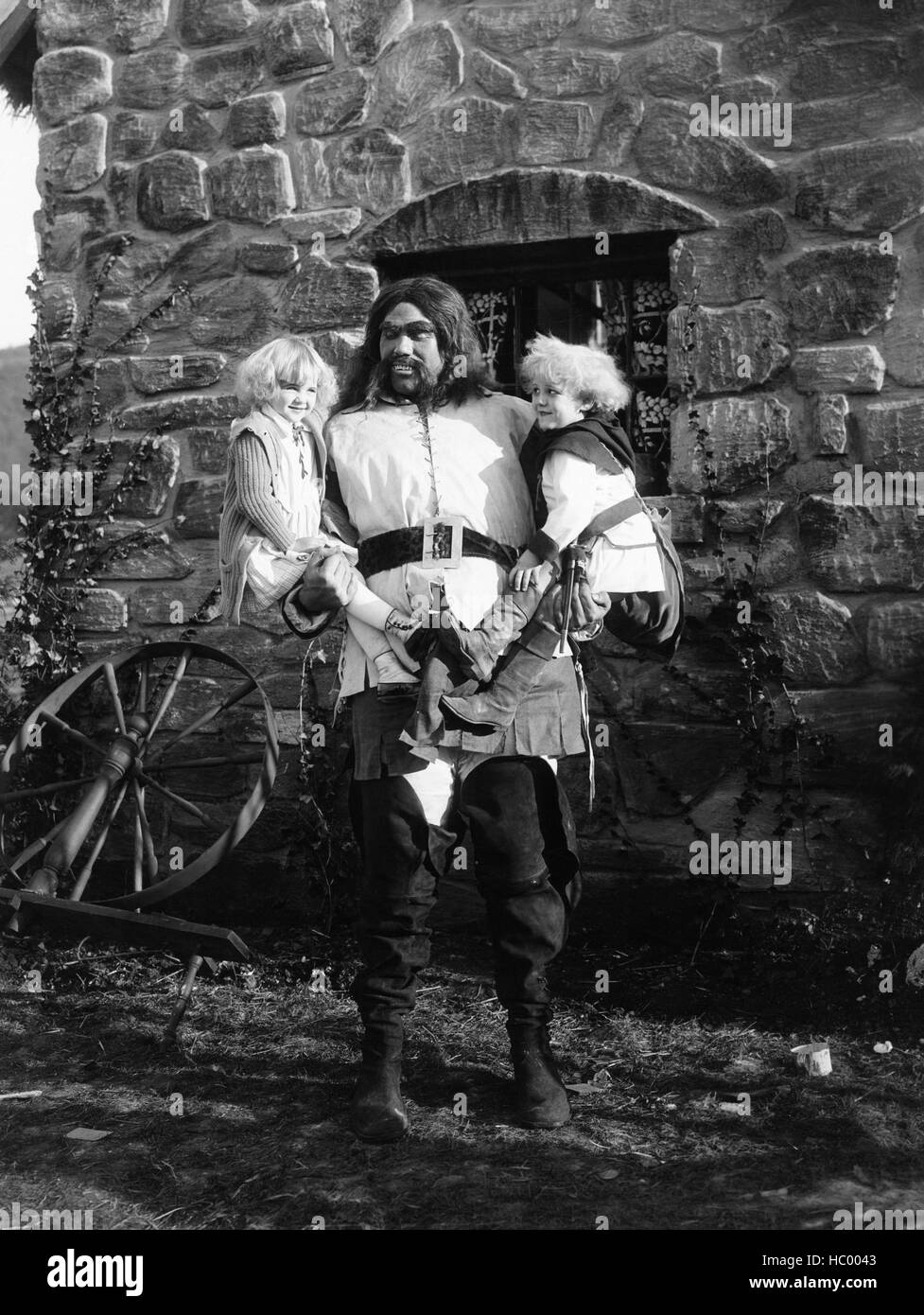 JACK ARMSTRONG (aka JACK ARMSTRONG: THE All-American BOY), von links ...