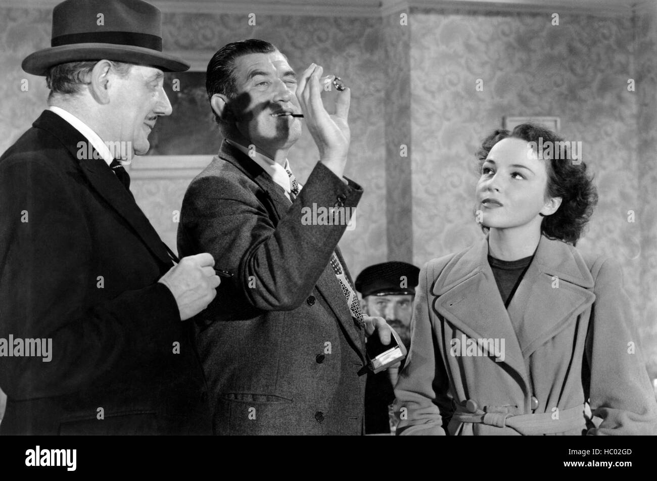 KING OF THE UNDERWORLD, von links, Tod Slaughter, David Davies ...