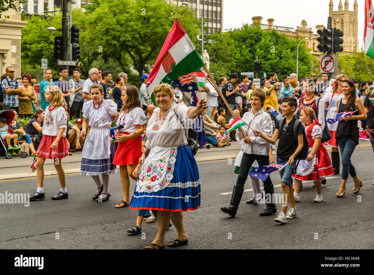 National costume parade -Fotos und -Bildmaterial in hoher Auflösung – Alamy