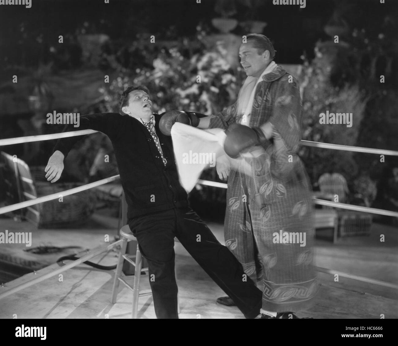 Gesellschaft Mädchen, von links: Spencer Tracy spielt des Managers ...