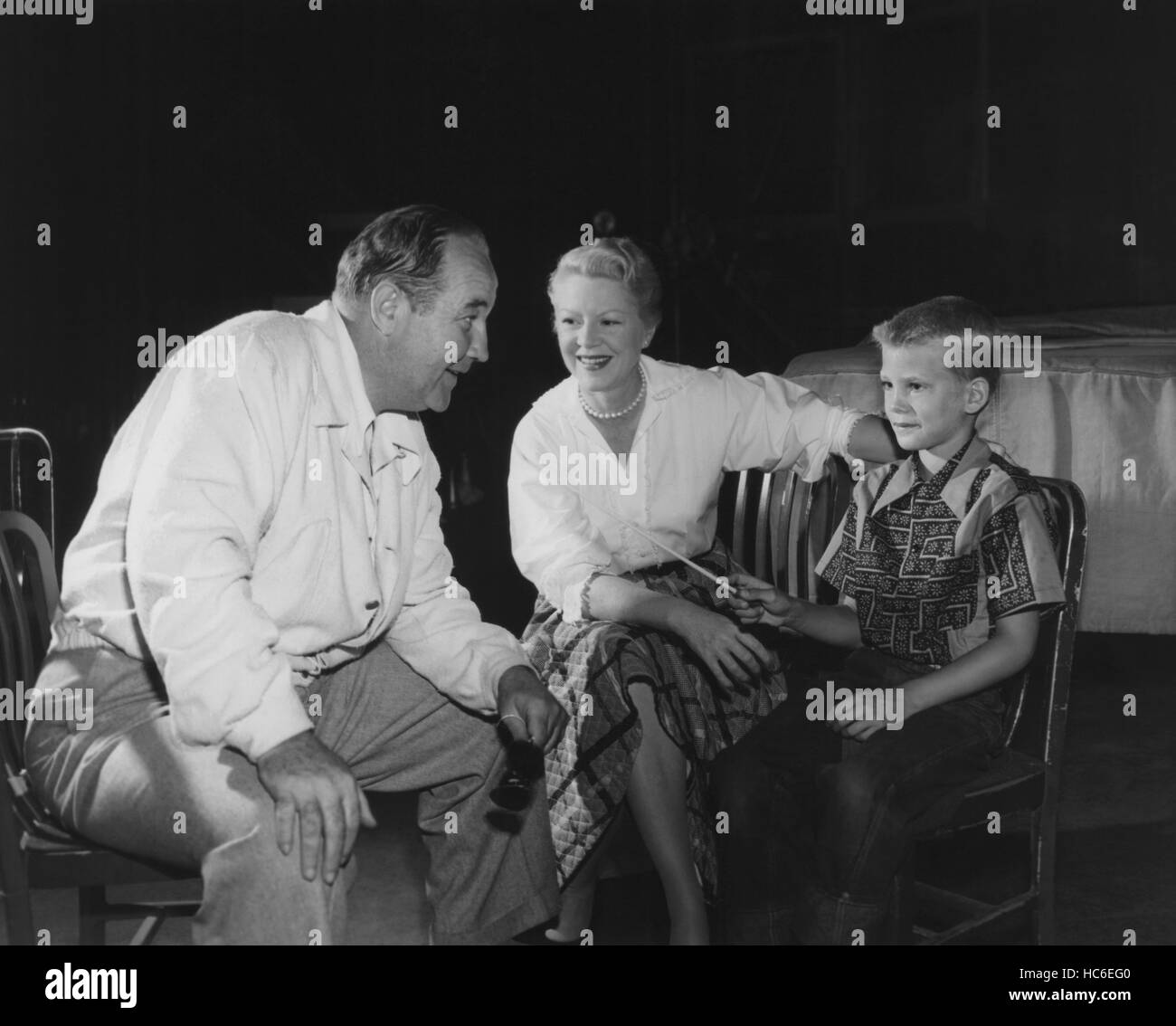 STOY, du bringst mich, von links: Broderick Crawford, Claire Trevor und ...