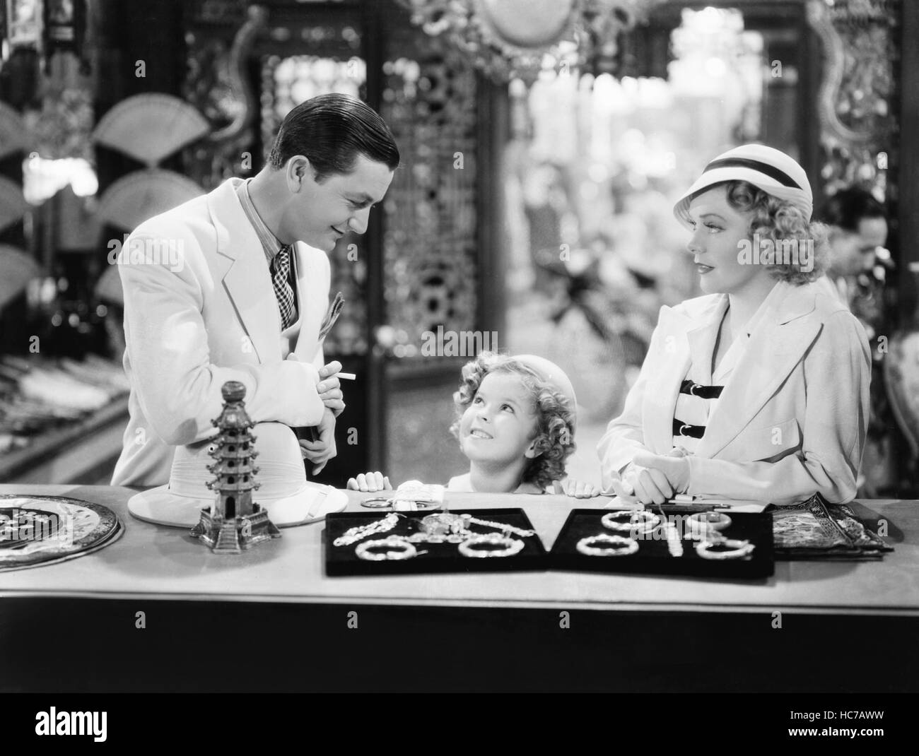 Blinder Passagier, von links: Robert Young, Shirley Temple, Alice Faye ...
