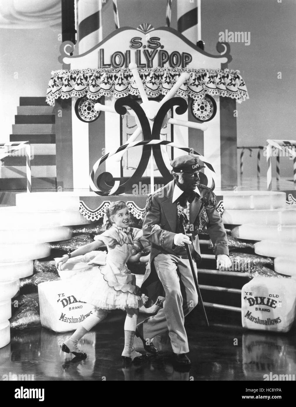 Du bist mein alles, von links: Shari Robinson, Dan Dailey, 1949, TM ...