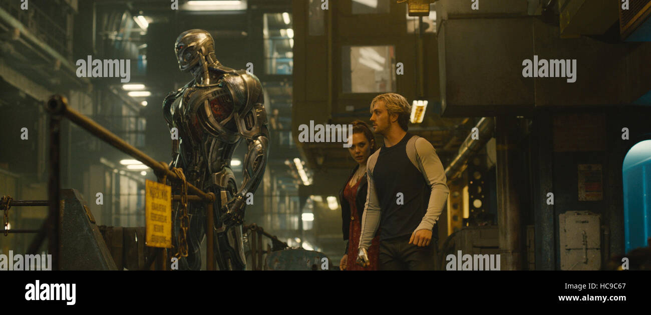 The AVENGERS: AGE OF ULTRON, von links: Ultron (Stimme: James Spader ...