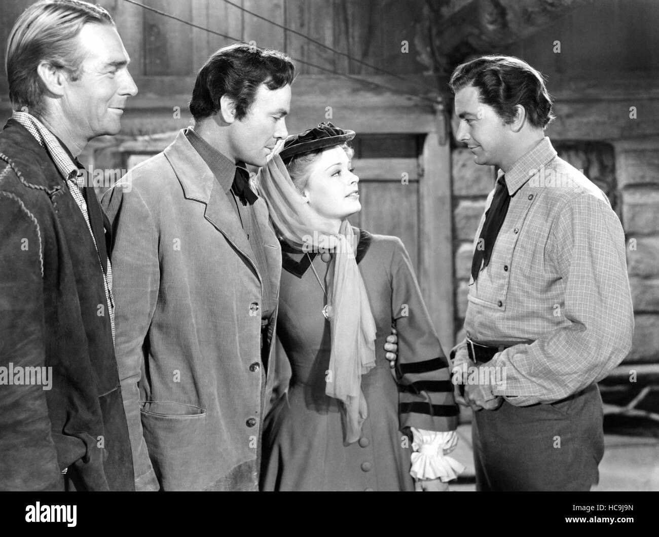 WESTERN UNION, von links: Randolph Scott, Dean Jagger, Virginia Gilmore, Robert Young, 1941, TM ...