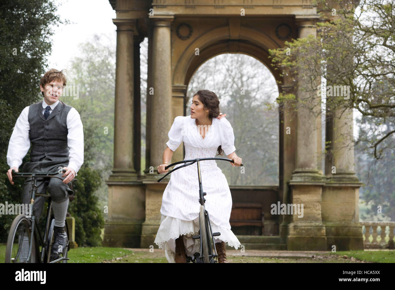 PRINCESS KAIULANI (aka Barbar Prinzessin), von links: Shaun Evans, Q'orianka Kilcher, 2009 ...