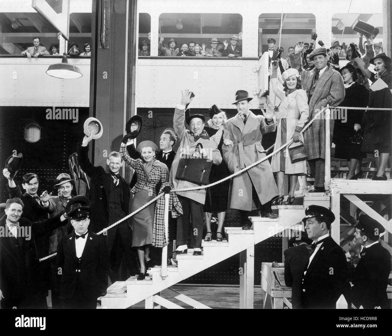 Goldgräber IN PARIS, Gloria Dickson (in kariert), Hugh Herbert, Mabel ...