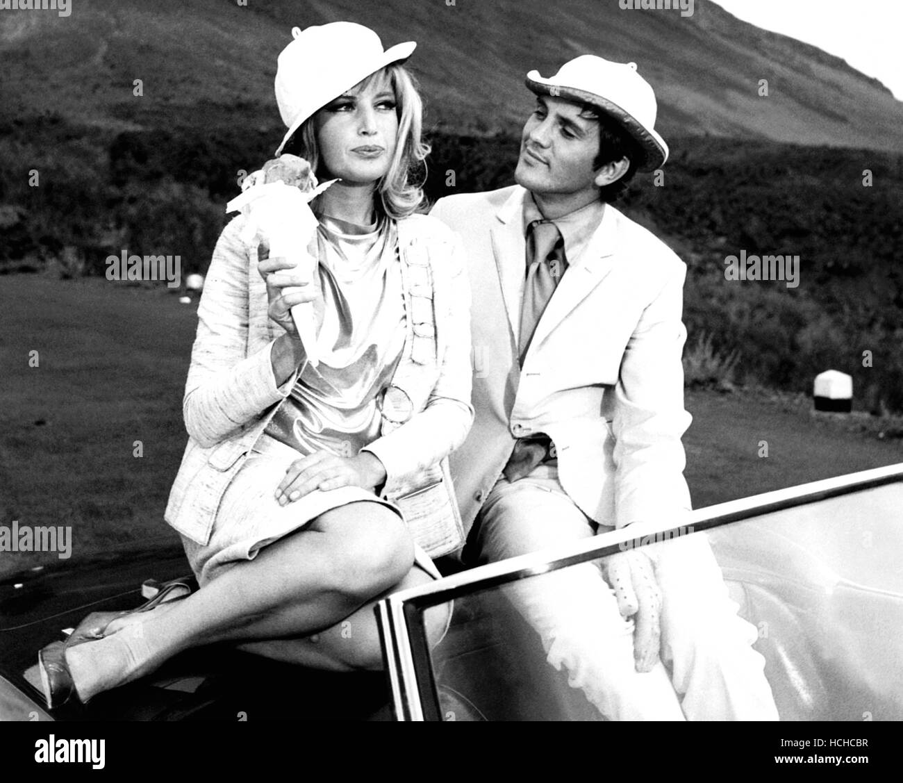 MODESTY BLAISE, von links: Monica Vitti, Terence Stamp, 1966, TM ...