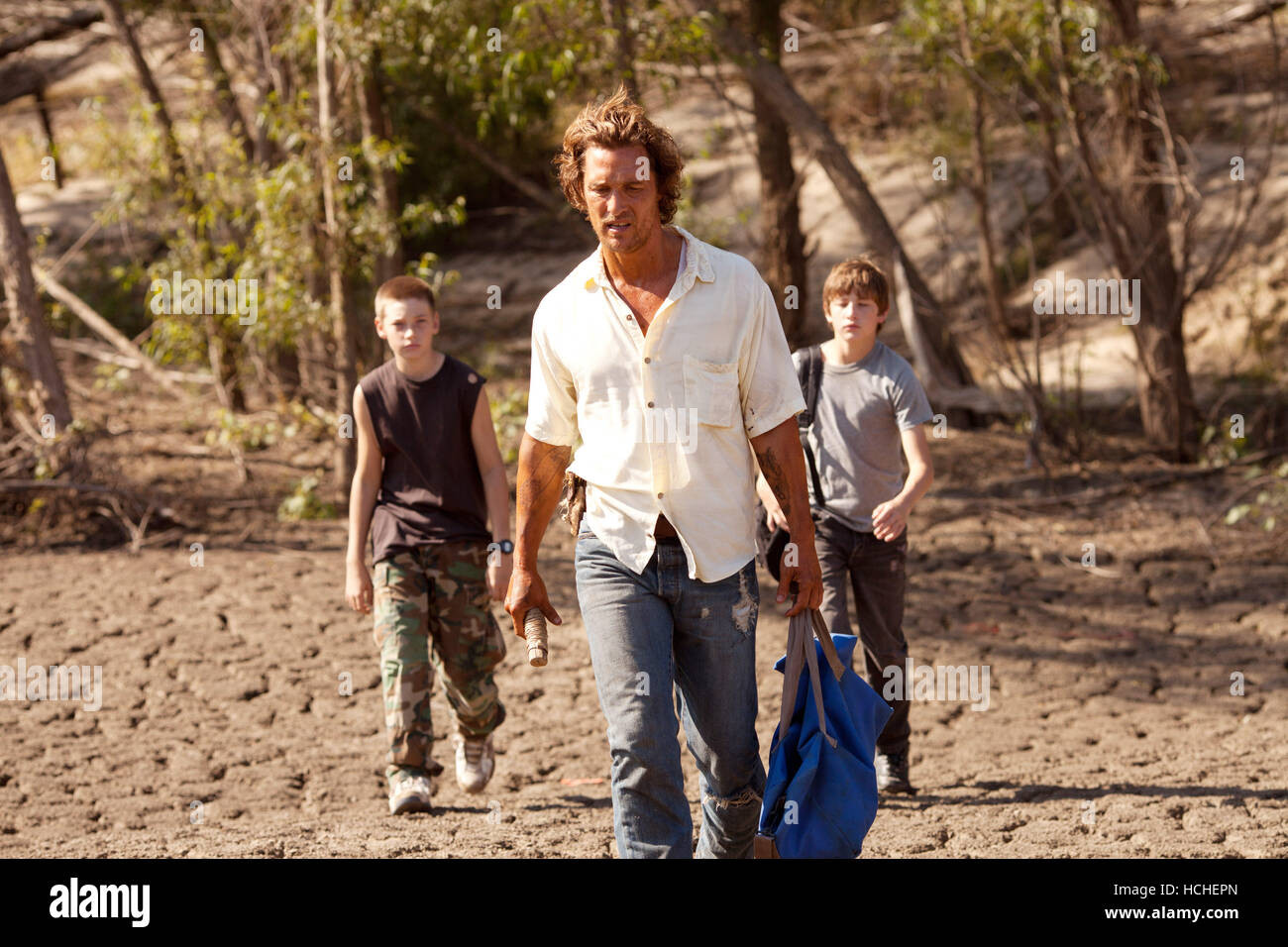 Schlamm, von links: Jacob Lofland, Matthew McConaughey, Tye Sheridan ...