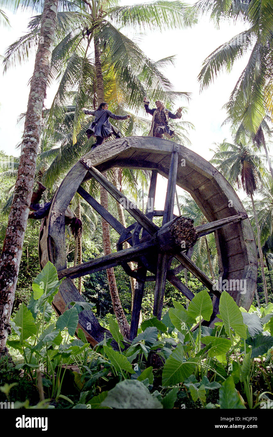 PIRATES OF THE CARIBBEAN: DEAD MAN Brust, Orlando Bloom, Jack Davenport ...