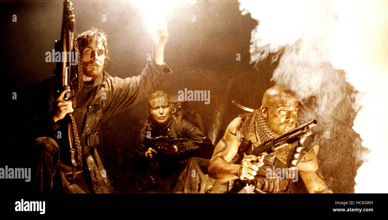 REIGN OF FIRE, (l, R): Christian Bale, Izabella Scorupco, Matthew ...