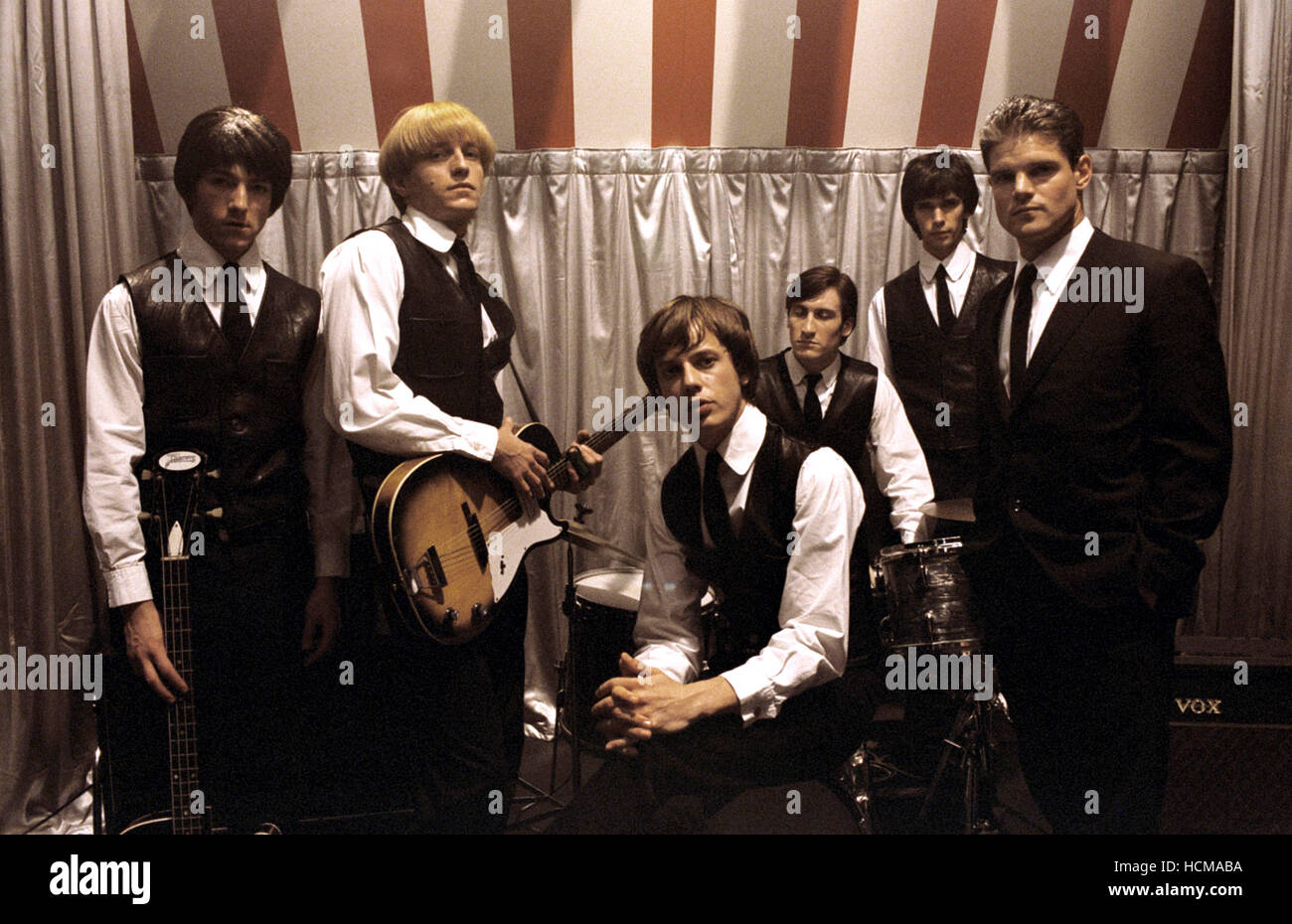 STONED, Ben Wishaw als Keith Richards, Leo Gregory als Brian Jones ...