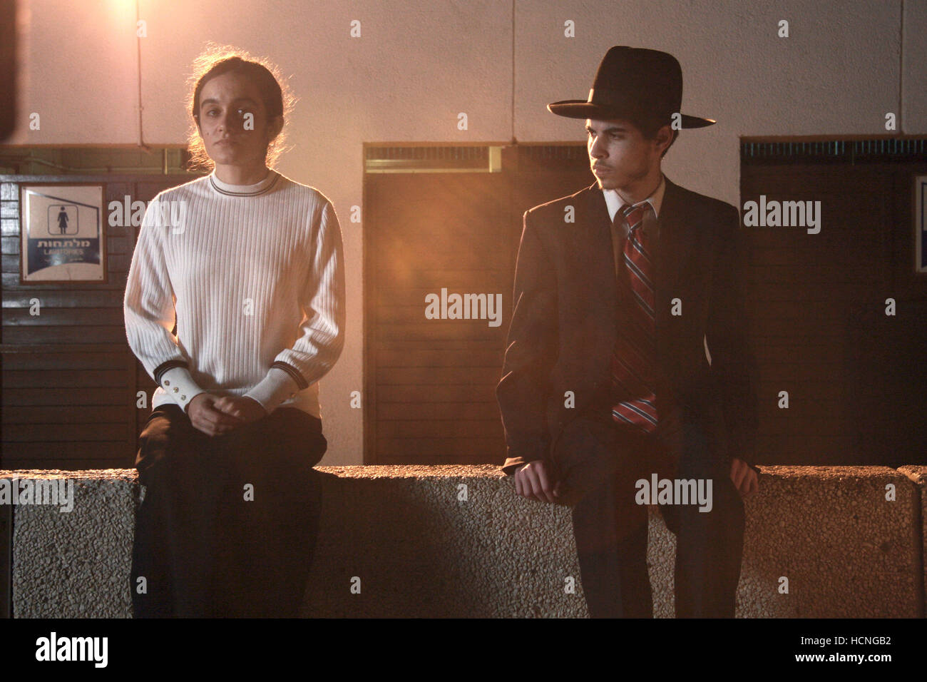 DER WANDERER (aka HA'MESHOTET, aka LE VAGABOND), rechts: Omri Fuhrer ...