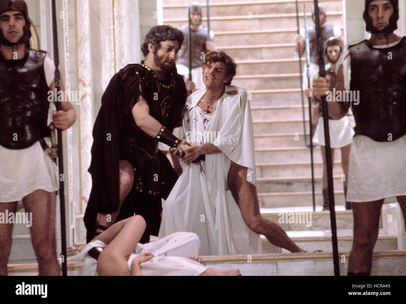 CALIGULA, Paolo Bonacelli, Malcolm McDowell. Chaerea ersticht Caligula ...