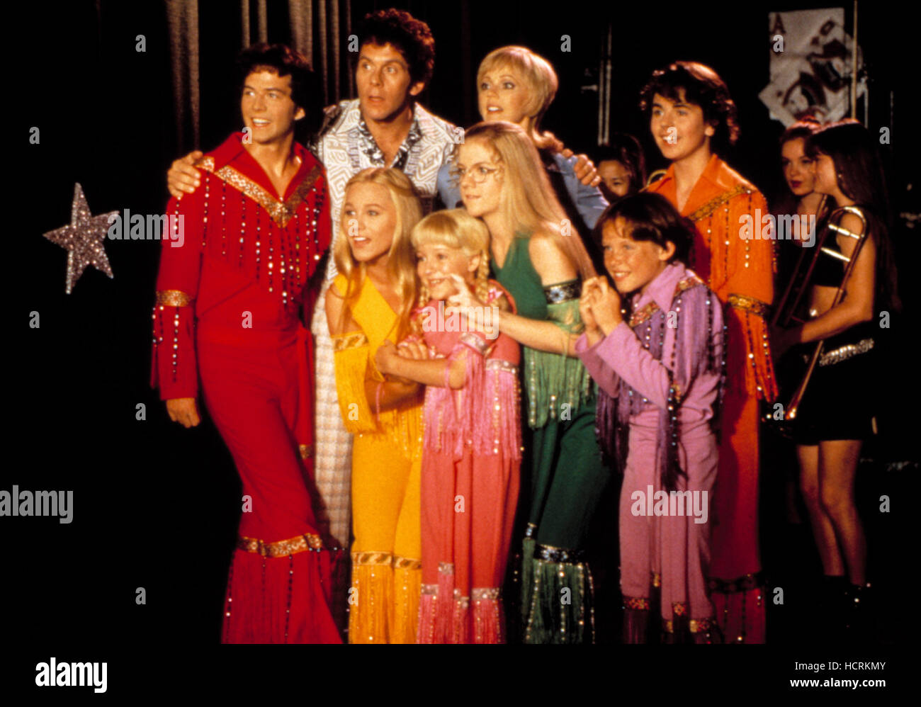 BRADY BUNCH MOVIE, Christopher Daniel Barnes, Gary Cole, Christine ...