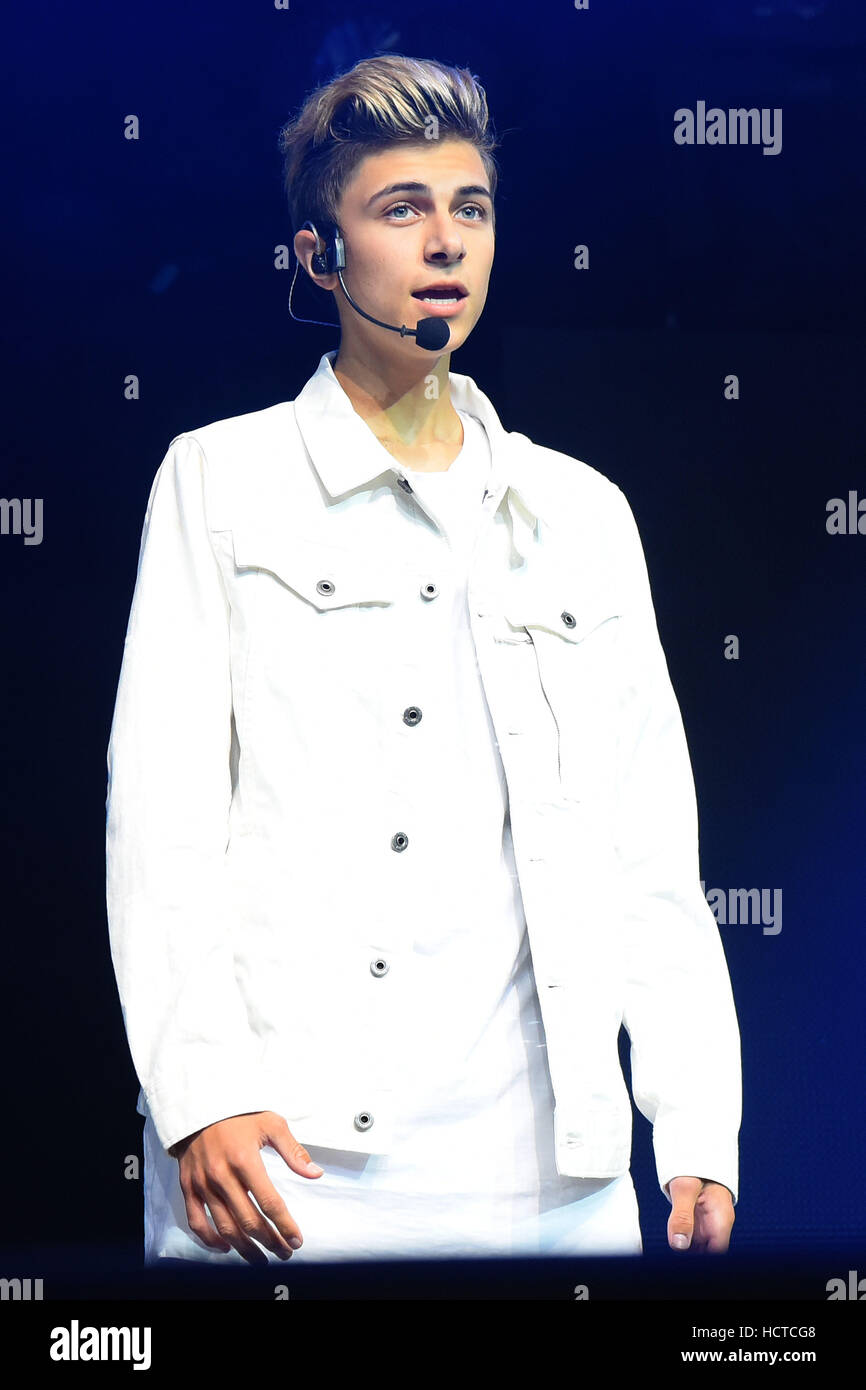 YouTube VideoDays in der Lanxess Arena. -Show mit: Lukas Rieger Where ...