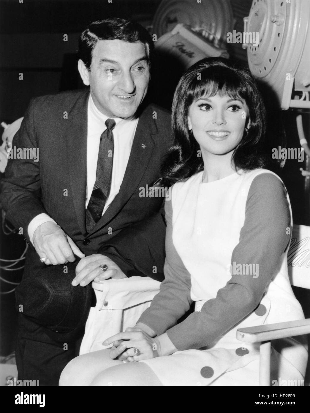 Von links: Danny Thomas, Marlo Thomas, am Set, ca. 1960er Jahre ...
