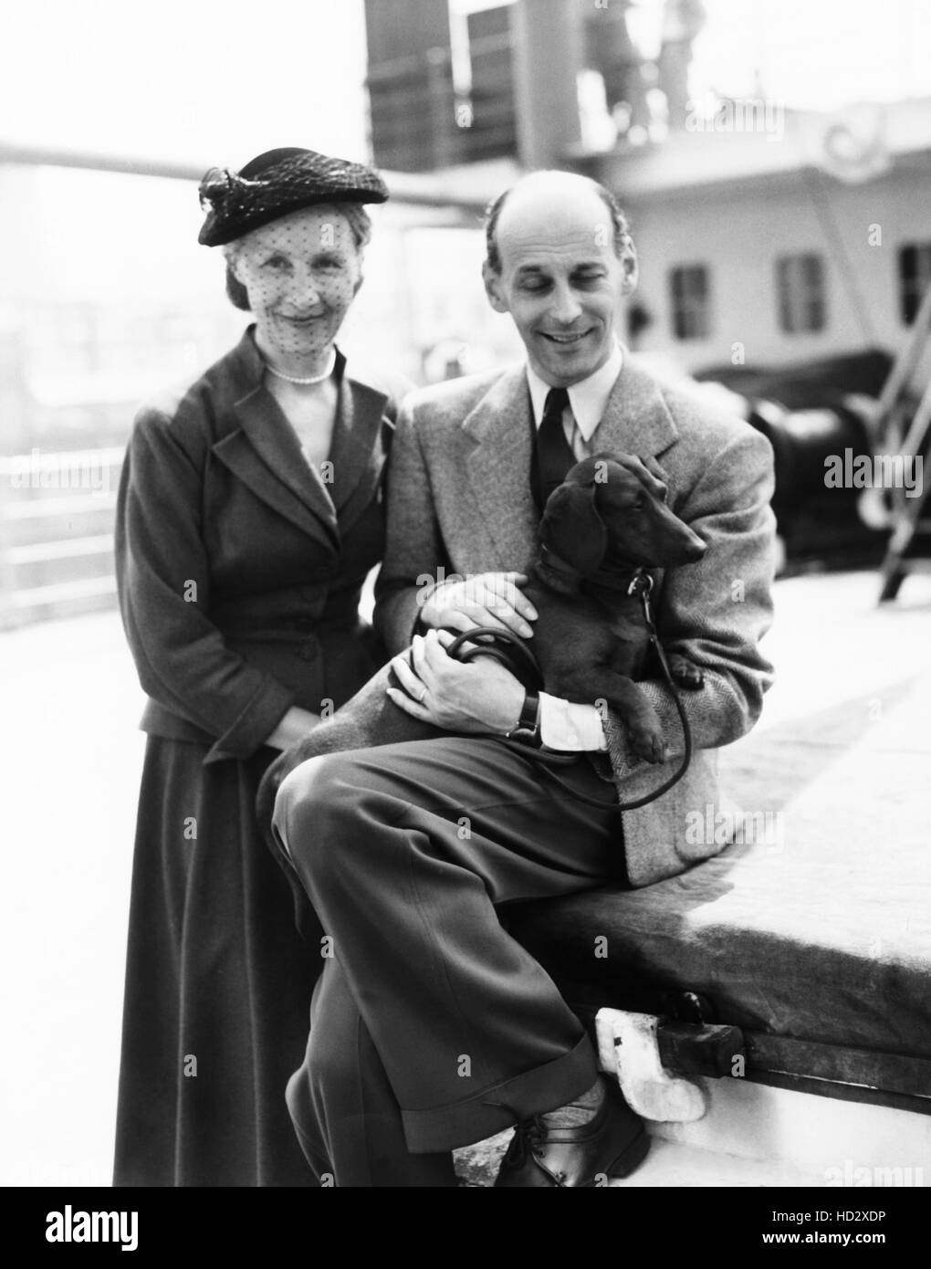 Rudolf Bing, General Manager von der Metropolitan Opera, mit seiner ...