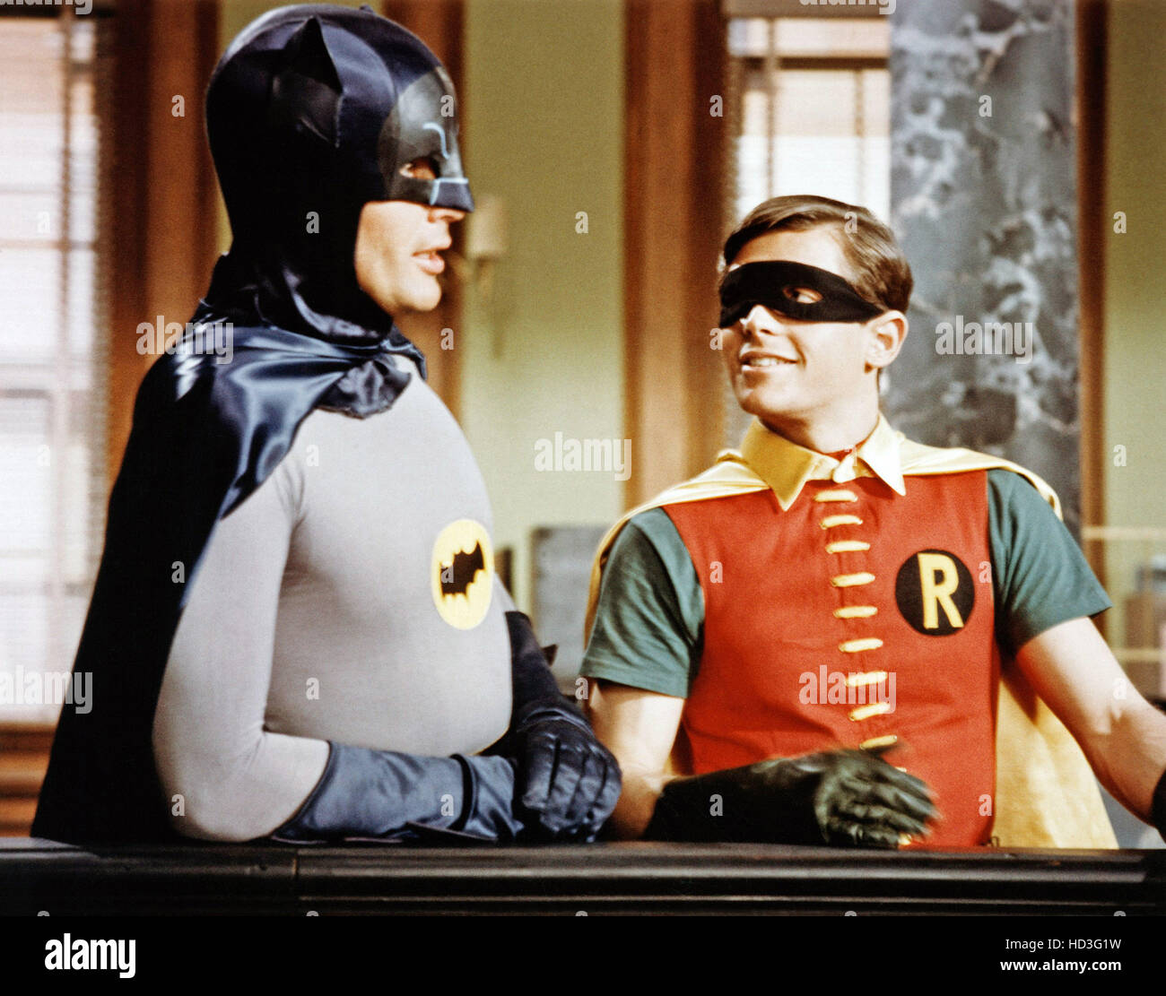 BATMAN (v.l.): Adam West, Burt Ward, 1966-68. TM und Copyright © 20th Century Fox Film Corp ...