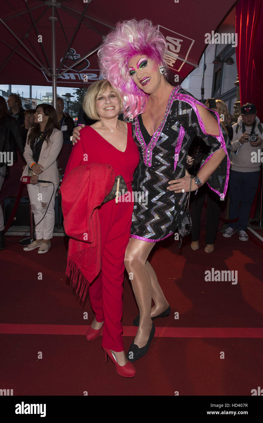 Roos Mary Stockfotos und -bilder Kaufen - Seite 3 - Alamy