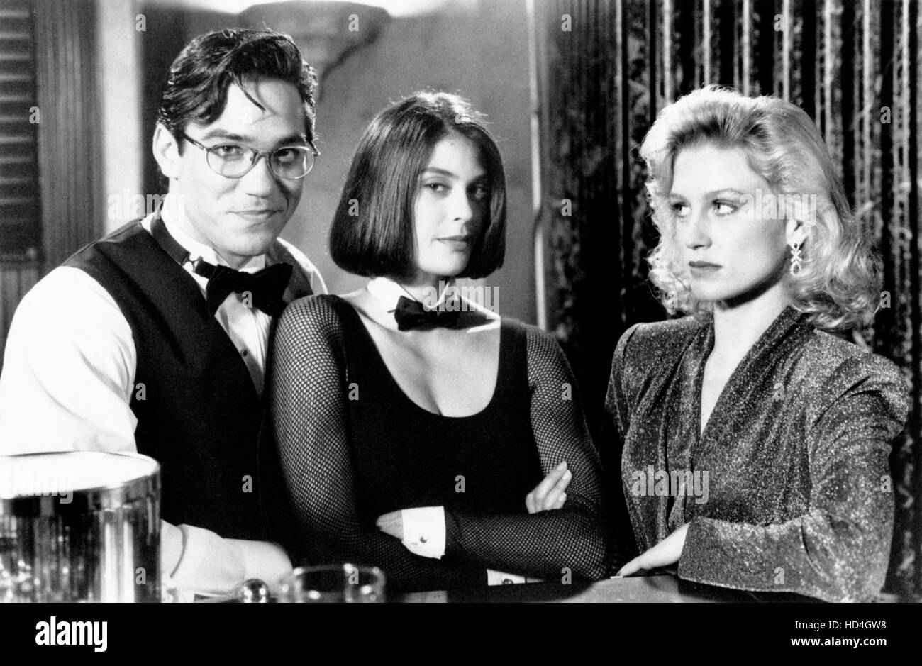 LOIS & CLARK: THE NEW ADVENTURES OF SUPERMAN, von links: Dean Cain ...