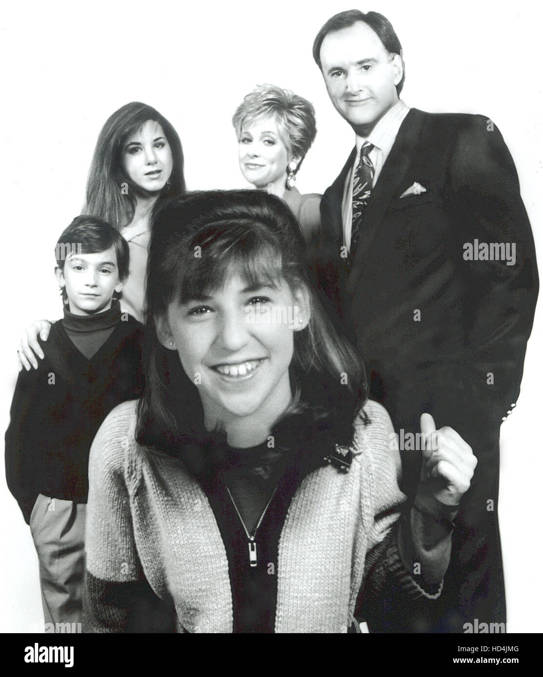 MOLLOY, Mayim Bialik (vorne Mitte), Luke Edwards, Jennifer Aniston ...