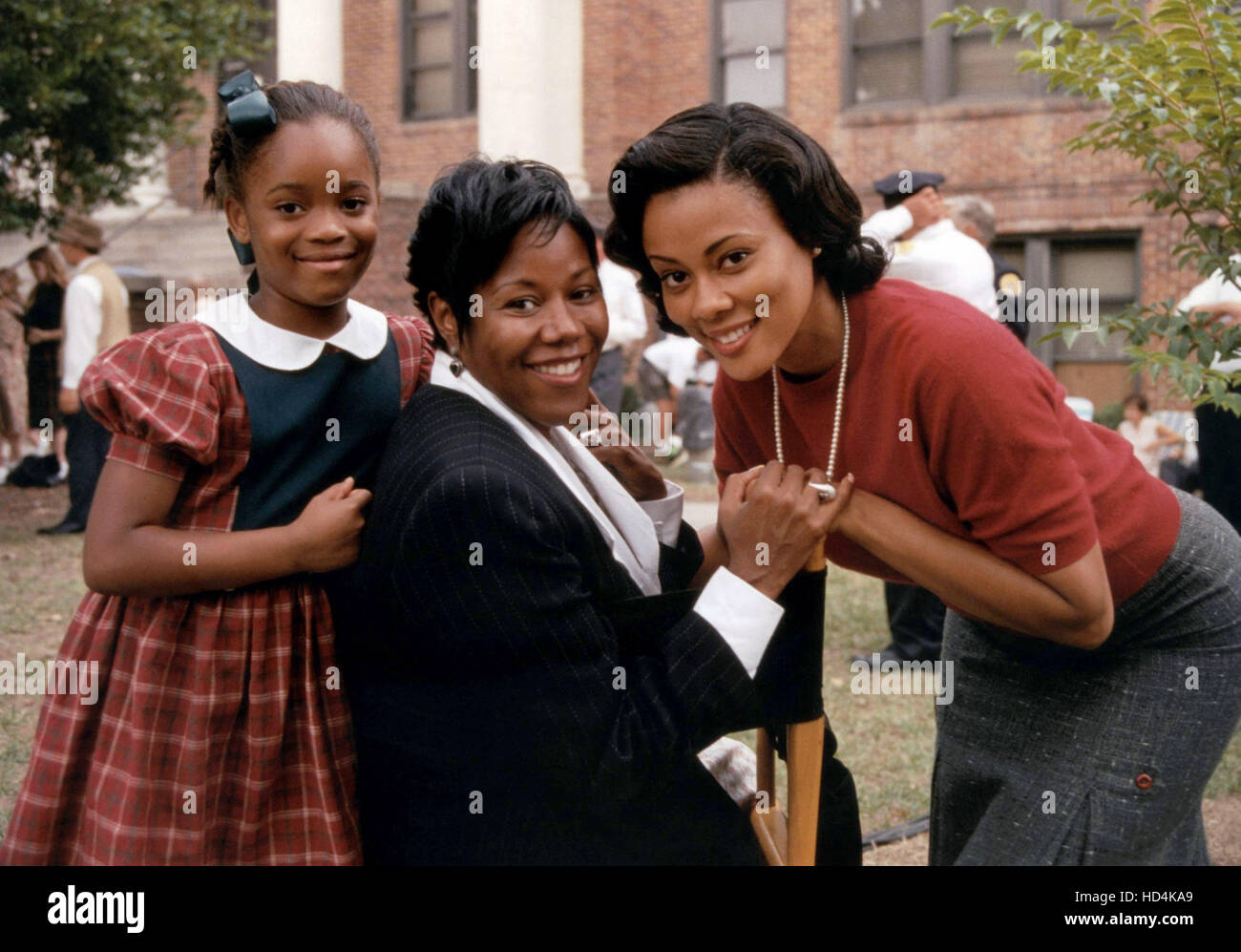 RUBY BRIDGES, Chaz Monet, Ruby Bridges Hall, Lela Rochon am Set, 1998 ...