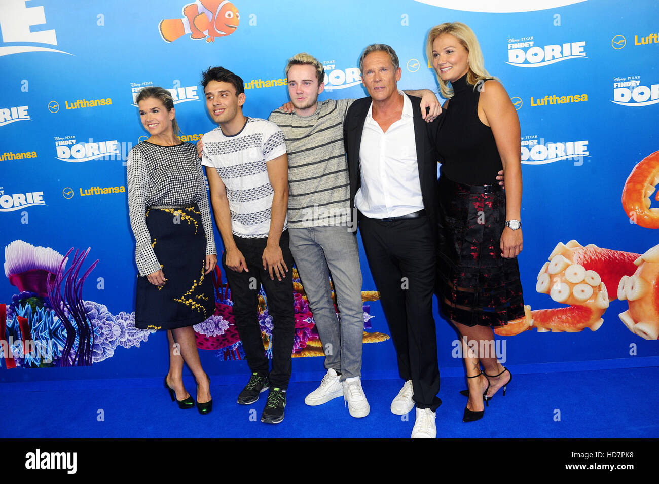Premiere von "Semesters Dorie" am Zoopalast in Berlin. Mitwirkende ...