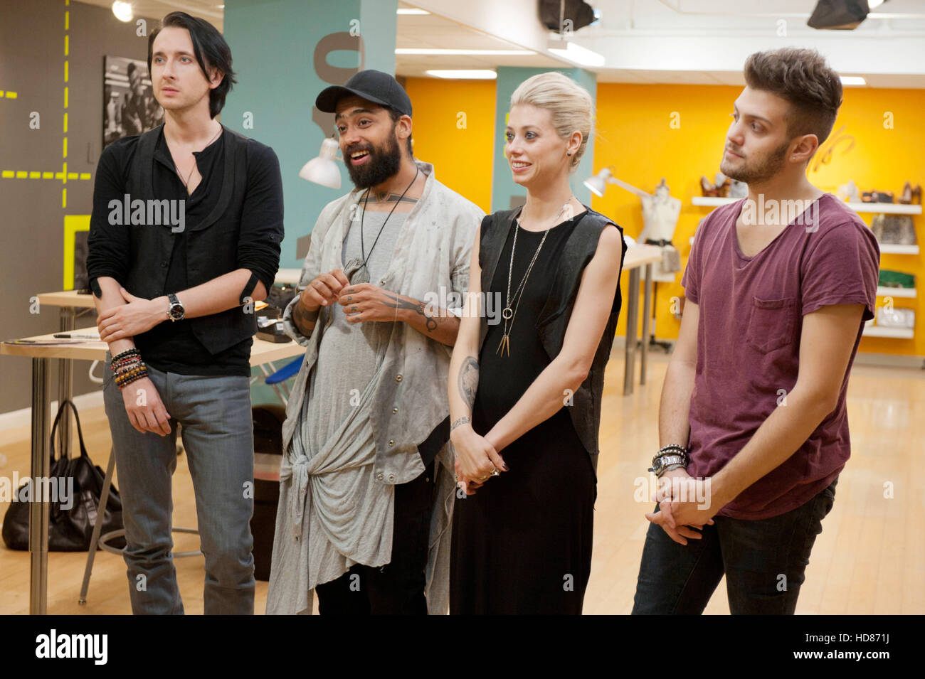 PROJECT RUNWAY (v.l.): Teilnehmer Dmitry Sholokhov, Fabio Costa ...