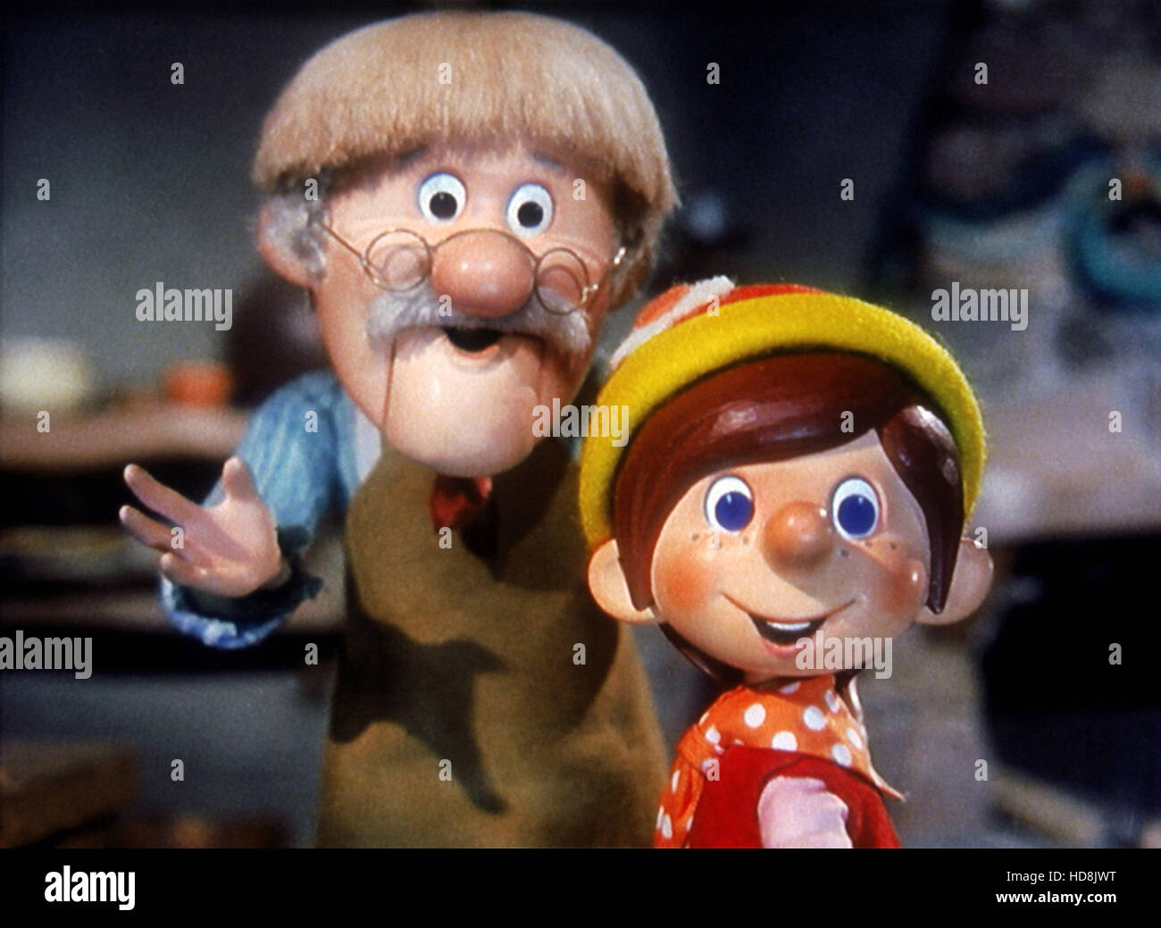 PINOCCHIO Weihnachten (v.l.): Geppatto, Pinocchio, 1980. © Rankin/Bass ...