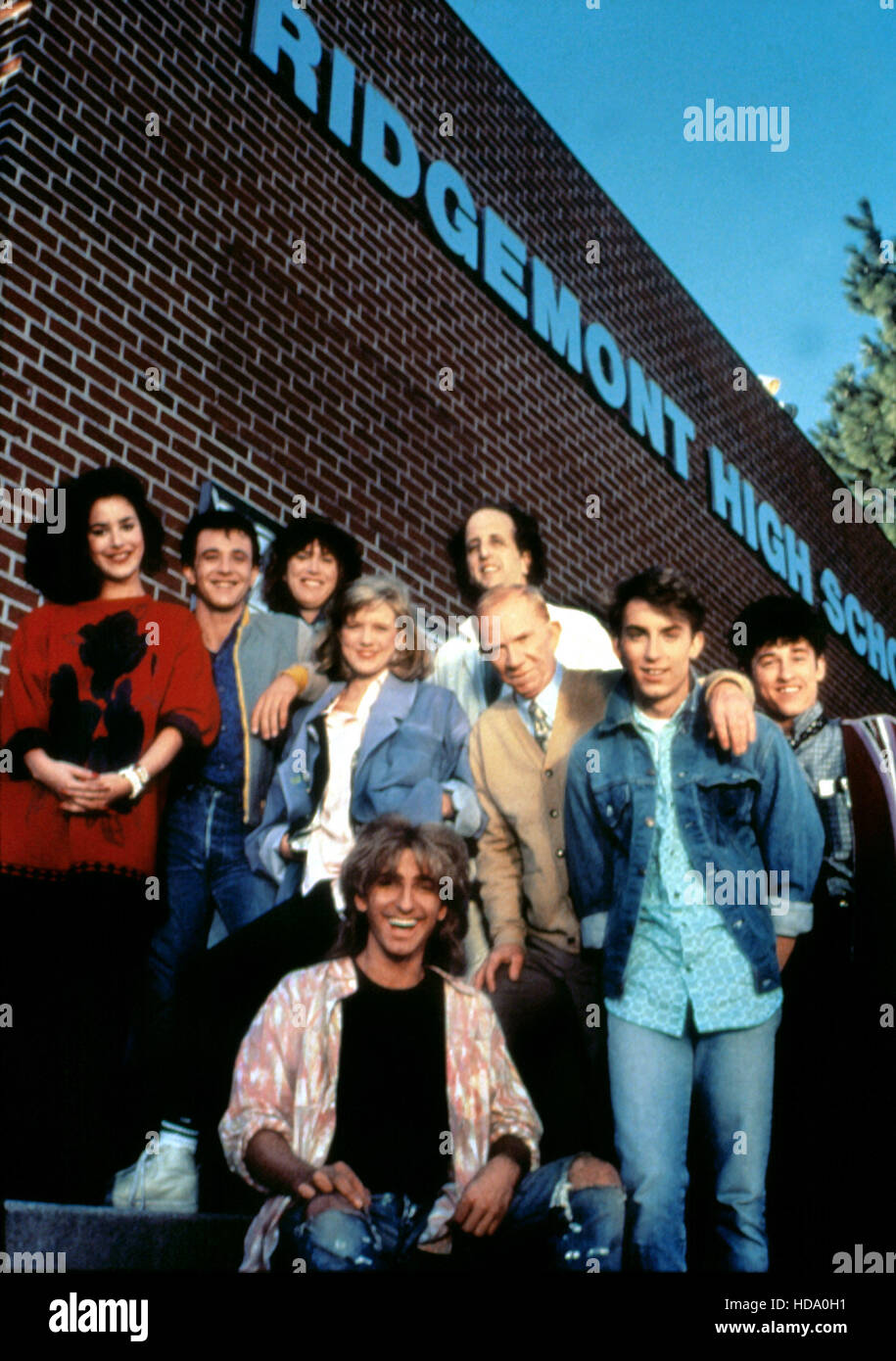 SCHNELL mal (stehend): Claudia Wells, James Nardini, Kit McDonough ...