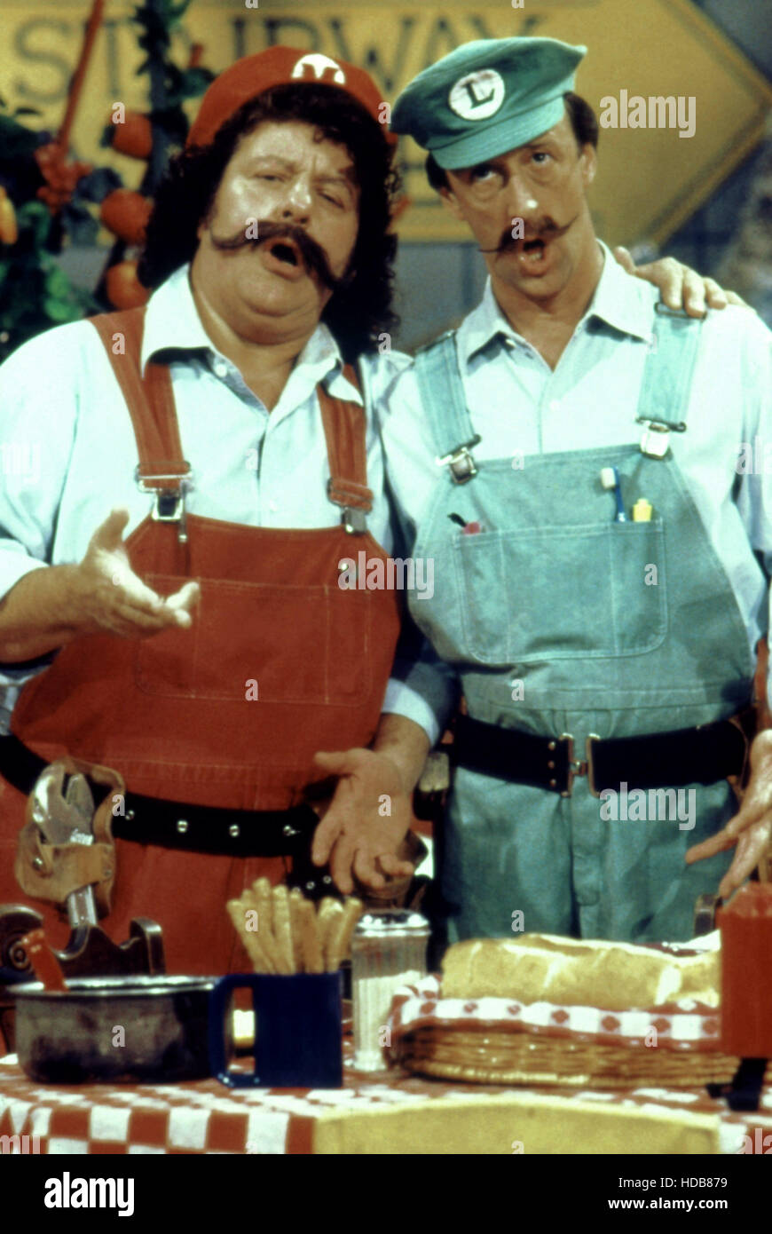 SUPER MARIO BROS SUPER SHOW, (von links): Captain Lou Albano, Danny ...