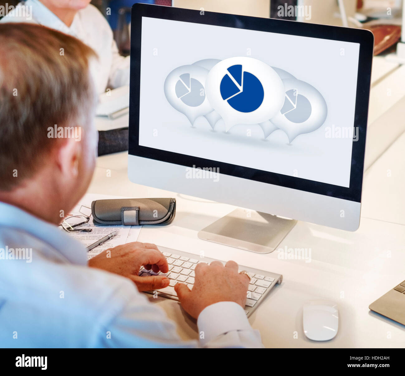 Chart Diagramm Daten Bericht Analyse Diagramm Konzept Stockfotografie ...