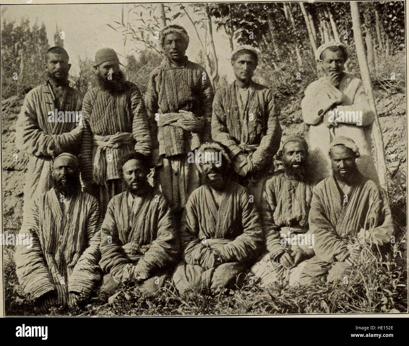 *Ruins of Desert Cathay* (1912) ist ein persönlicher Bericht über ...