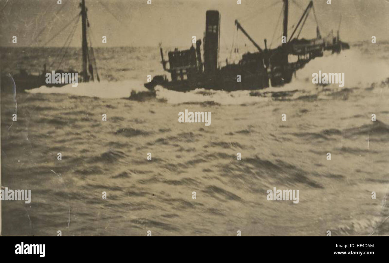 Ein Foto des Trawlers „Vendora“, aufgenommen 1928 in der Grovehill ...