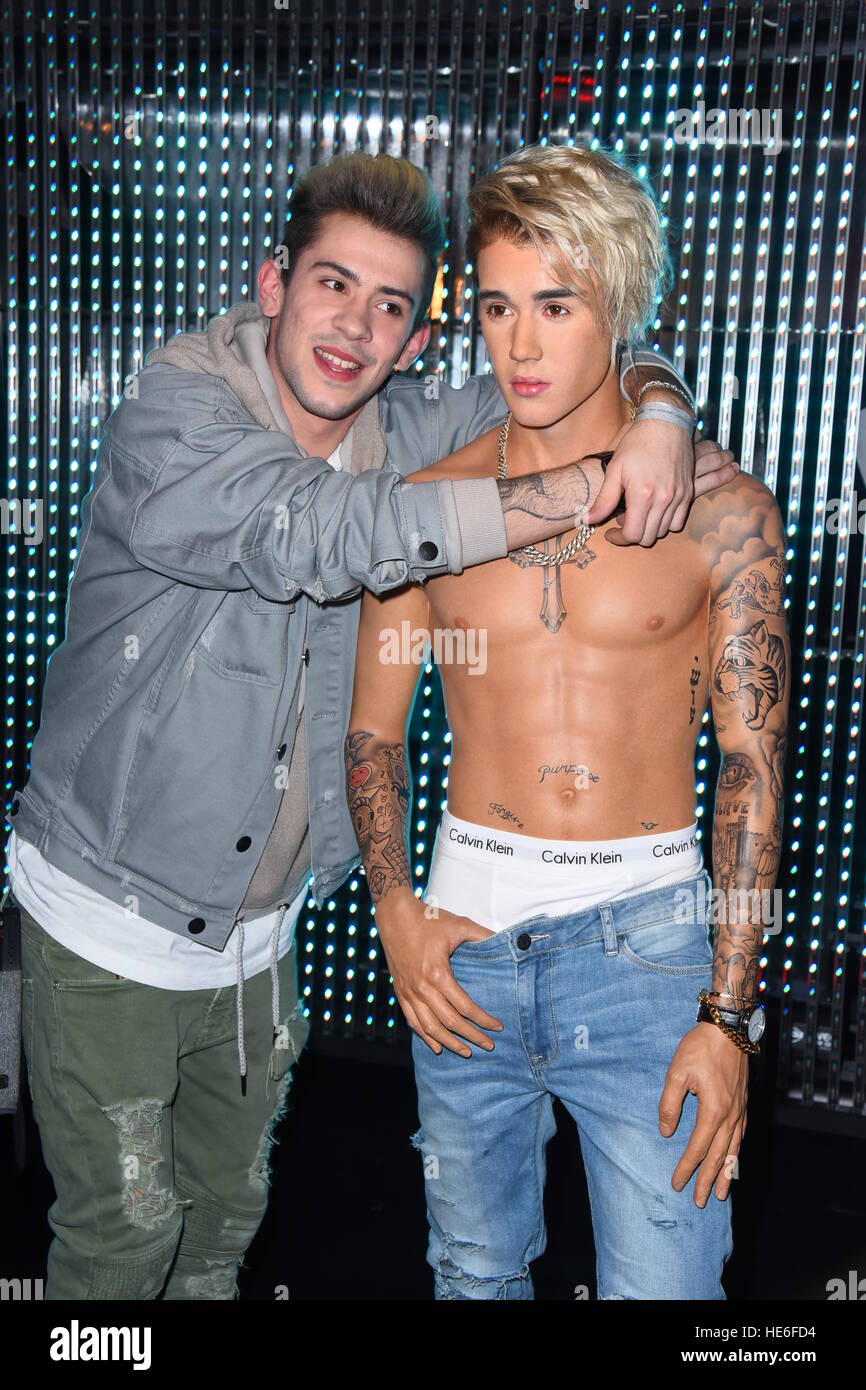 Enthüllung des neuen Justin Bieber-Wachsfigur bei Madame Tussauds in ...