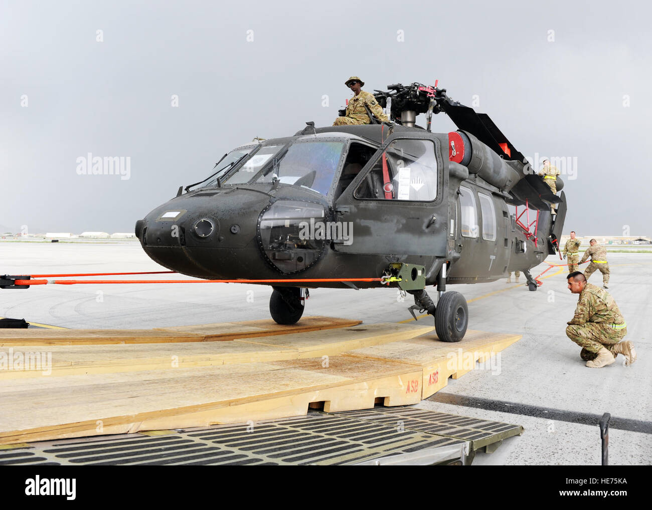 96th aviation support bataillon -Fotos und -Bildmaterial in hoher ...