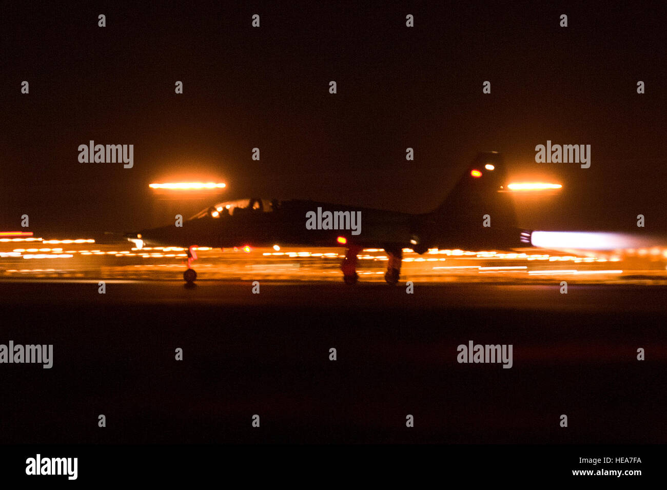 80th flying training wings -Fotos und -Bildmaterial in hoher Auflösung ...