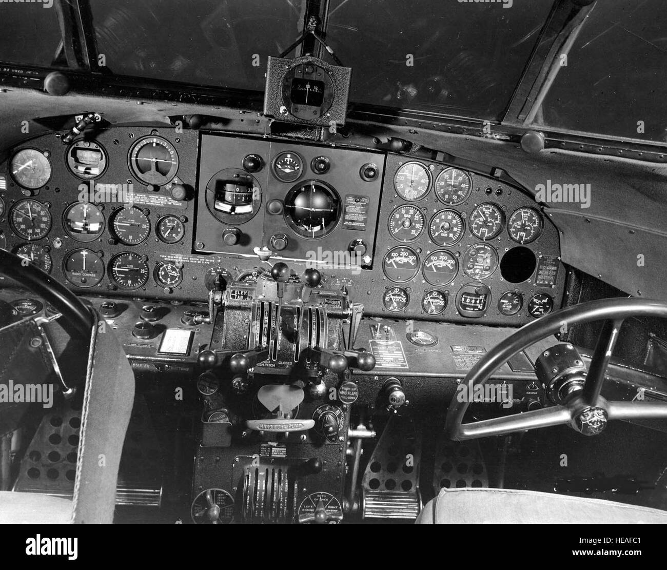 Lockheed C-40A Cockpit (S/N 39-582) Foto aufgenommen am 23. Dezember ...